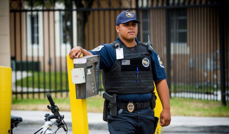 uniformed-armed-security-in-miami-best-security-company-in-miami